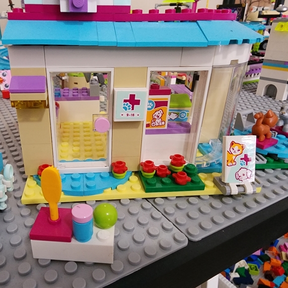 Lego | Toys | Lego Friends Vet Clinic 485 | Poshmark